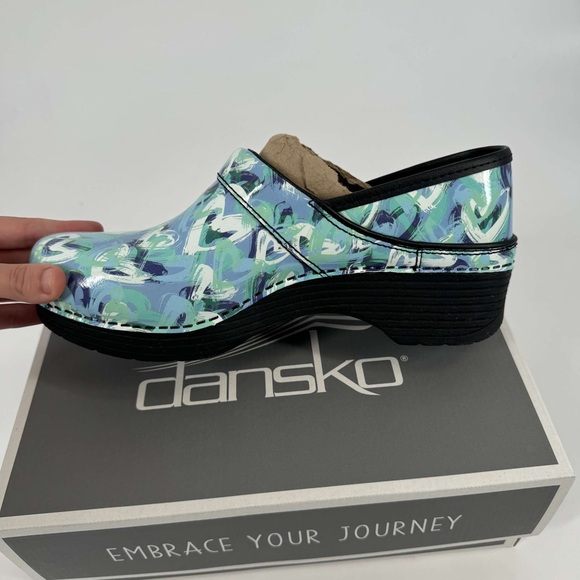 Dansko | Shoes | Nib Dansko Blue Hearts Lt Pro Slip In Clogs Multi ...